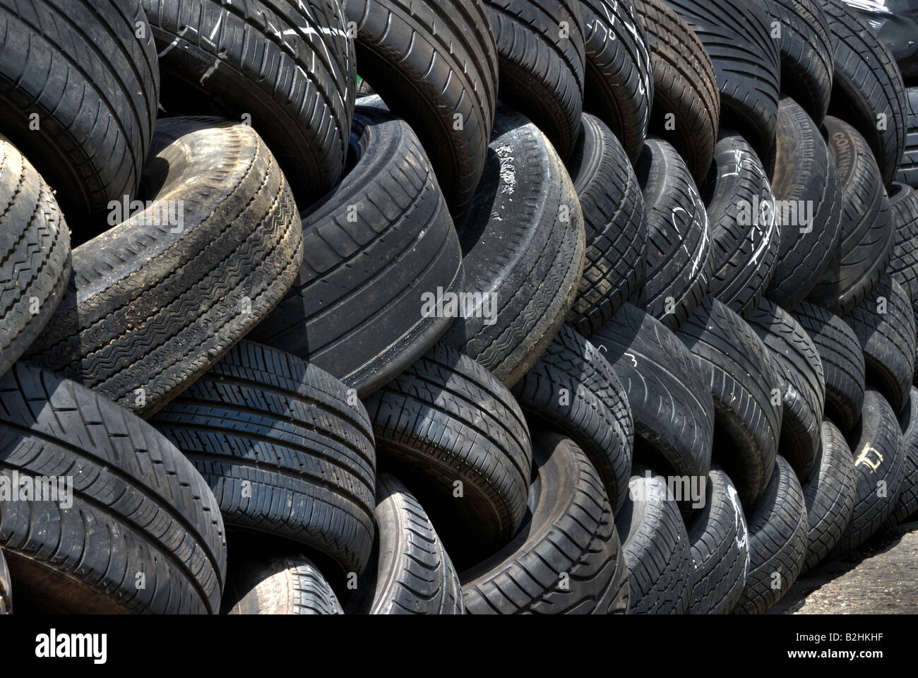 Old recycled tyres hi-res stock photography and images - Alamy