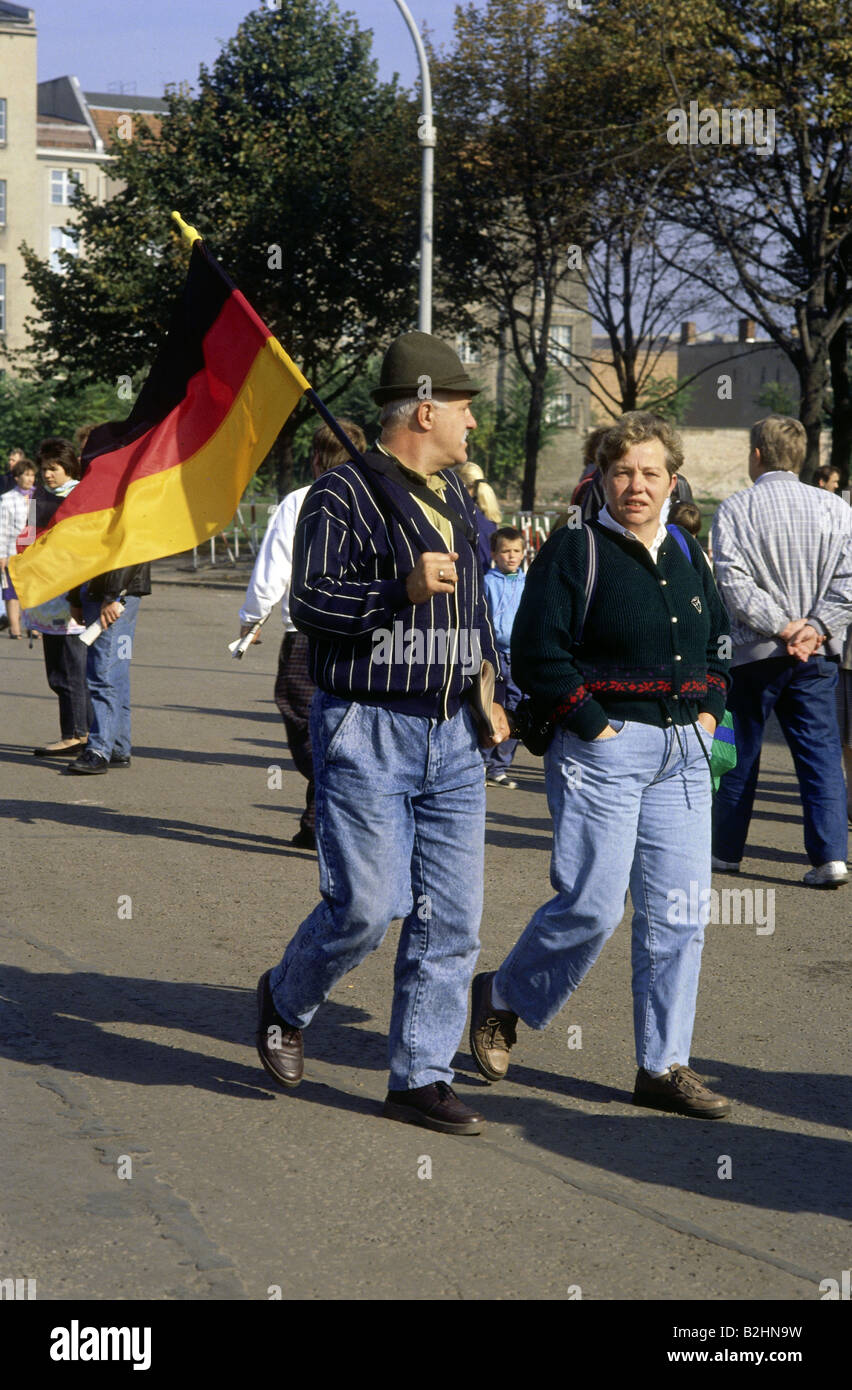 1990 berlin flag hi-res stock photography and images - Alamy
