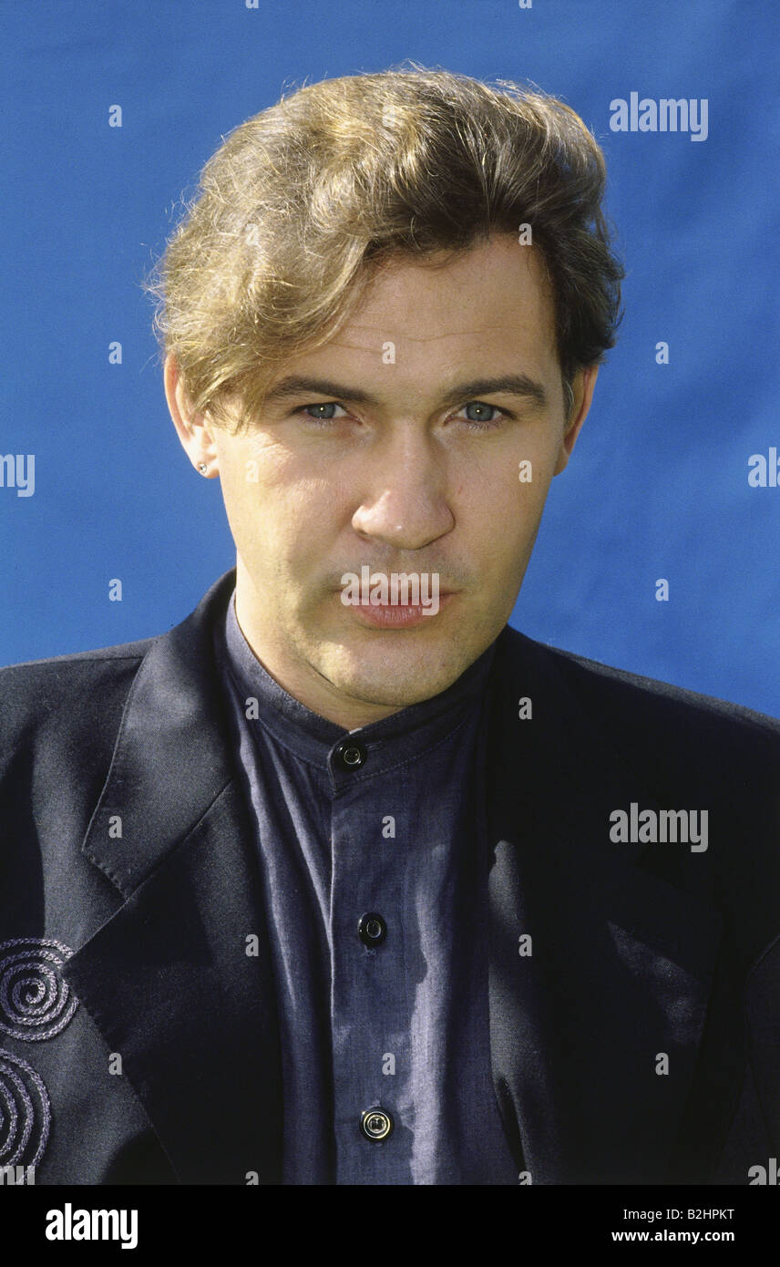 Logan Johnny, * 13.5.1954, Irish singer and composer, portrait, 1990s ...