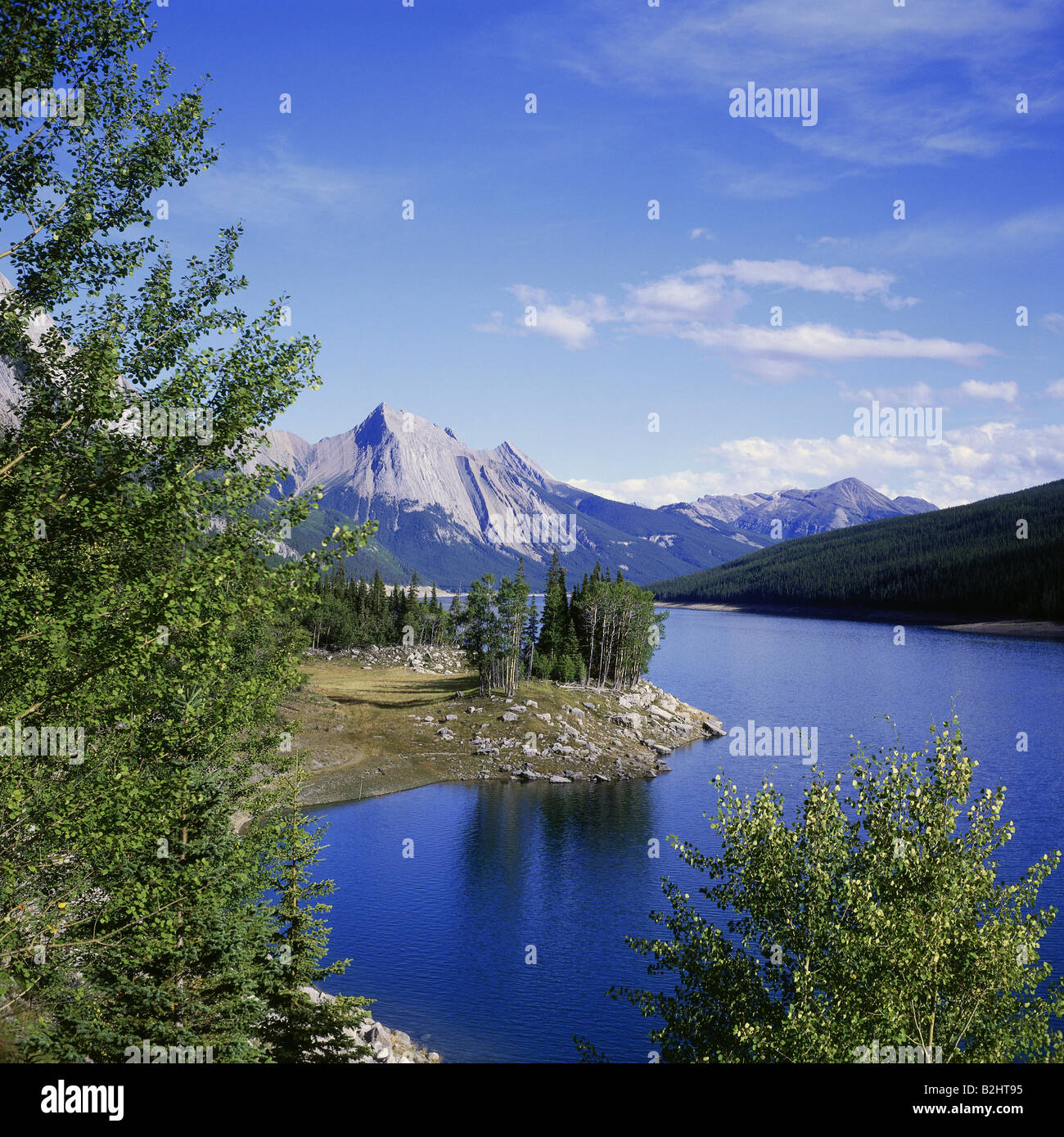 geography / travel, Canada, Jasper National Park, Medicine lake, nature ...