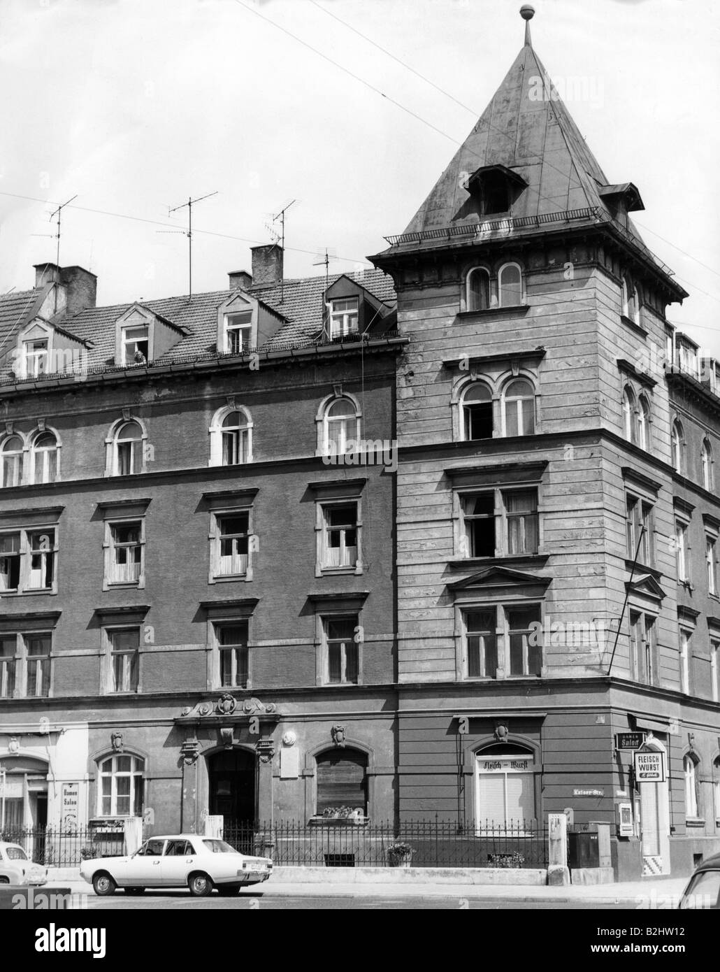 geographie/travel, Germany, Munich, Kaiserstraße 46, 1960s Stock Photo ...