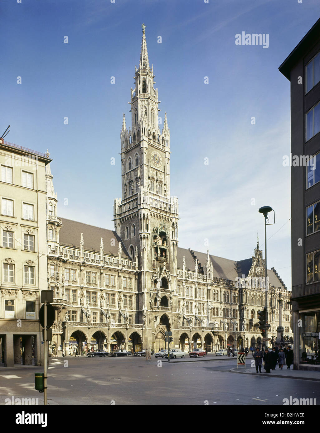 geography/travel, Germany, Munich, Marienplatz with New City Hall, view ...