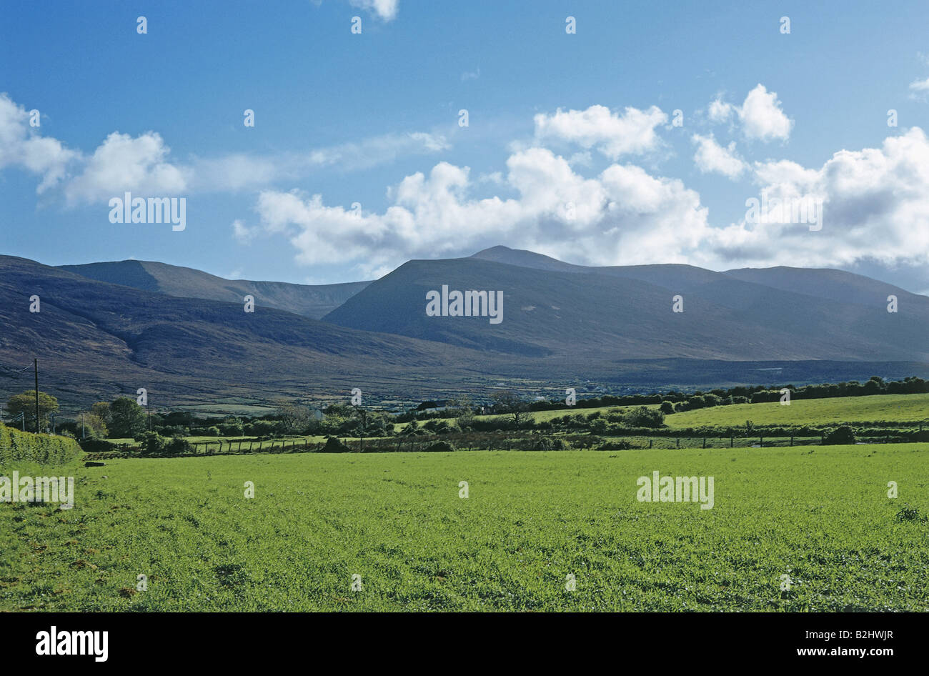 Slieve mish mountains at blennerville hi-res stock photography and ...