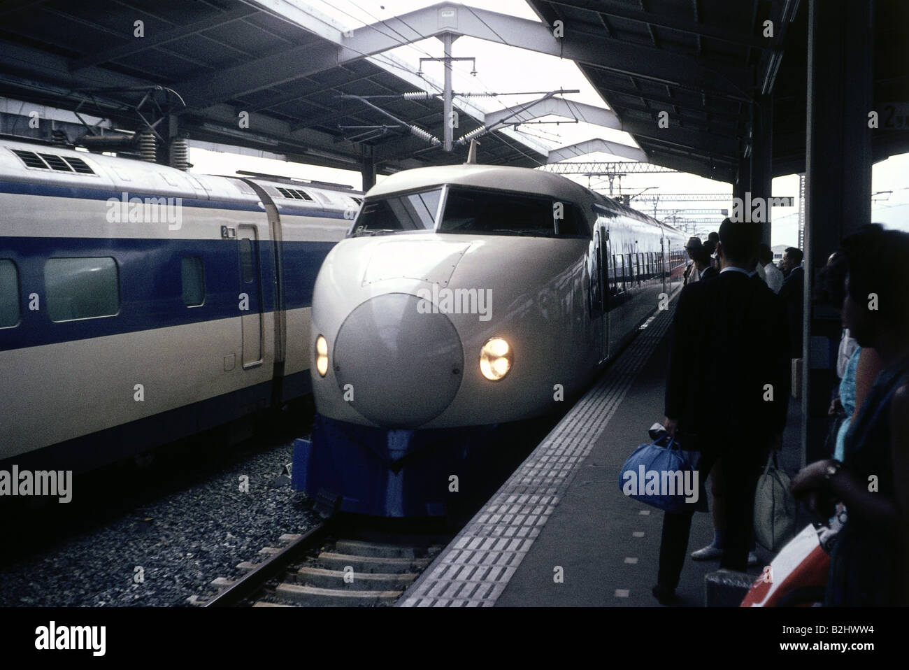 Hikari hi-res stock photography and images - Alamy