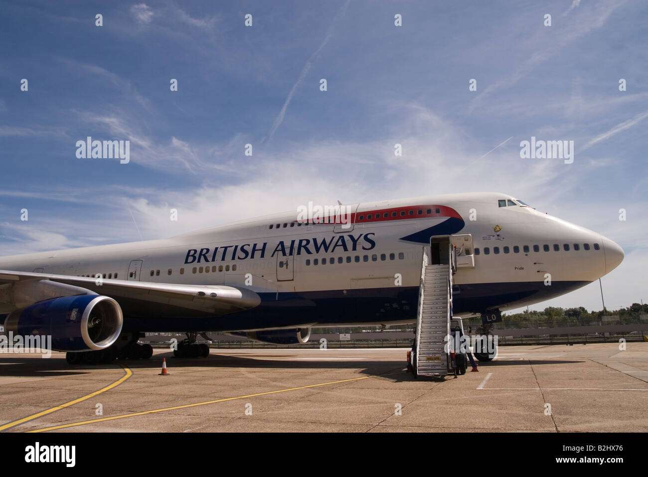 Rolls royce engine british airways hi-res stock photography and images ...