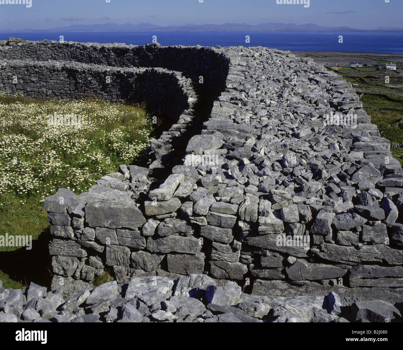 geography / travel, Ireland, Aran Islands, Dun Aengus, Inishmore, fort ...