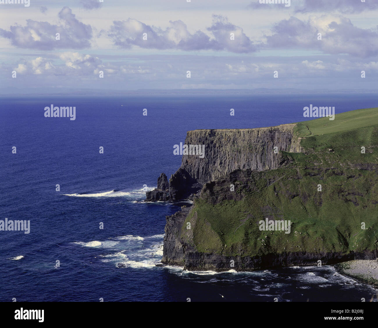 Cliffs steep hi-res stock photography and images - Alamy