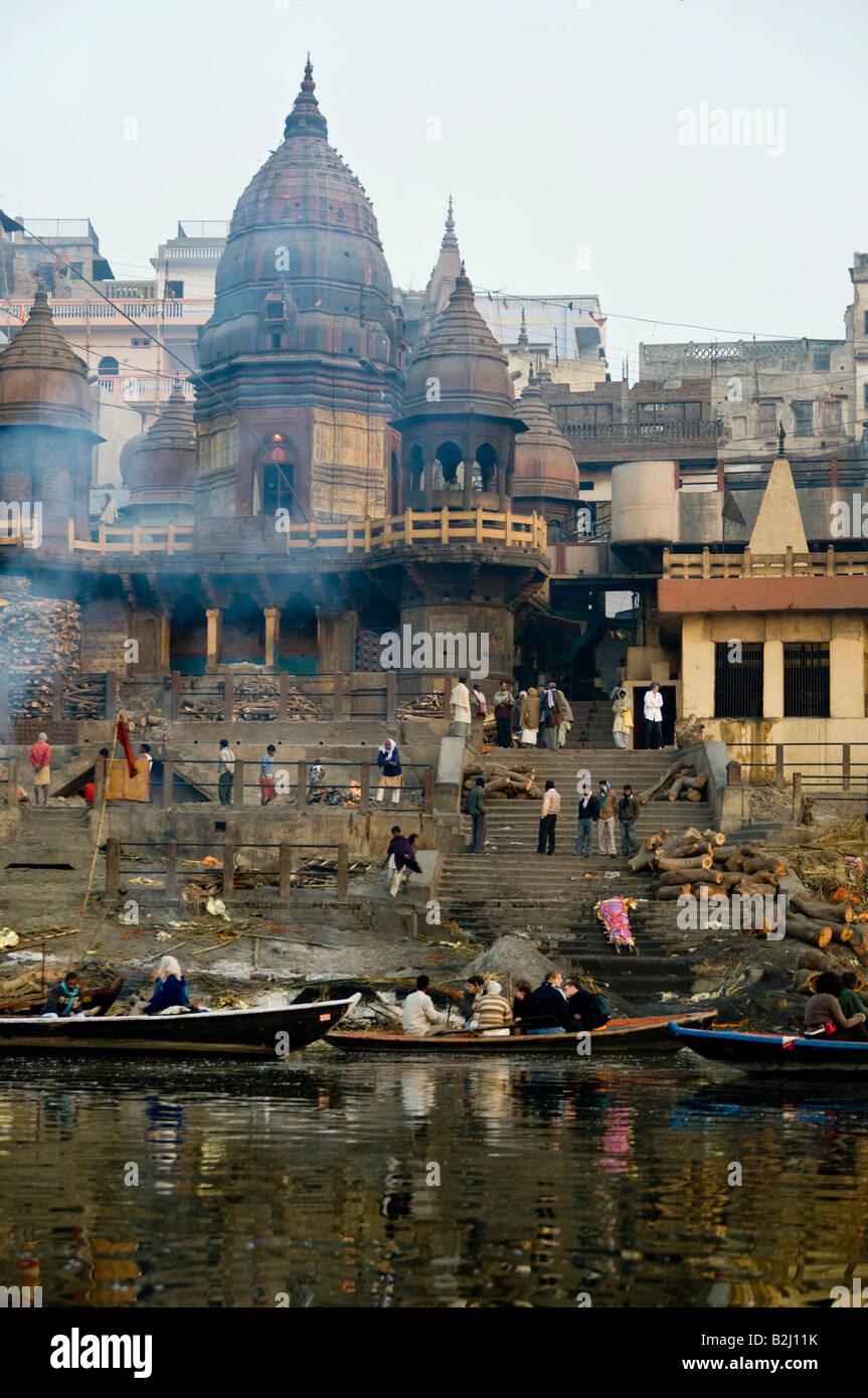 Preparations for an open air Hindu cremation in the ancient city of ...