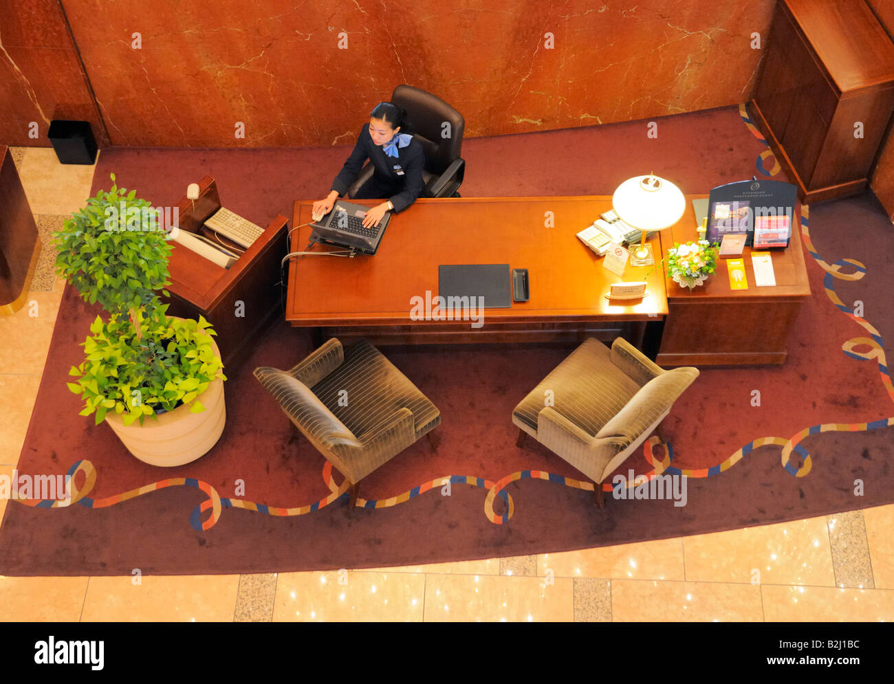 Marriott hotel reception desk hi-res stock photography and images - Alamy