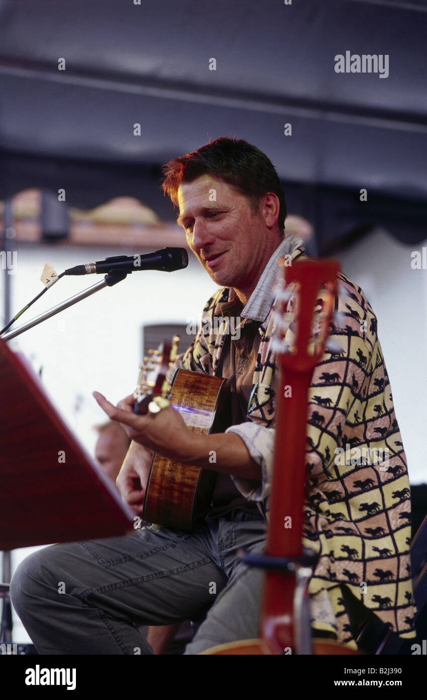 Fitz, Michael, *13.11.1958, German singer-songwriter, actor, with ...