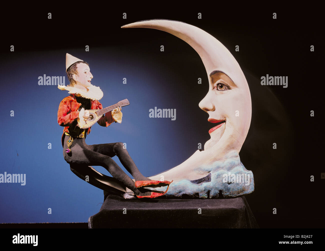 Pierrot on the moon hi-res stock photography and images - Alamy