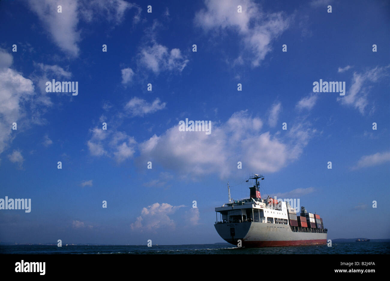 Ship relocation hi-res stock photography and images - Alamy