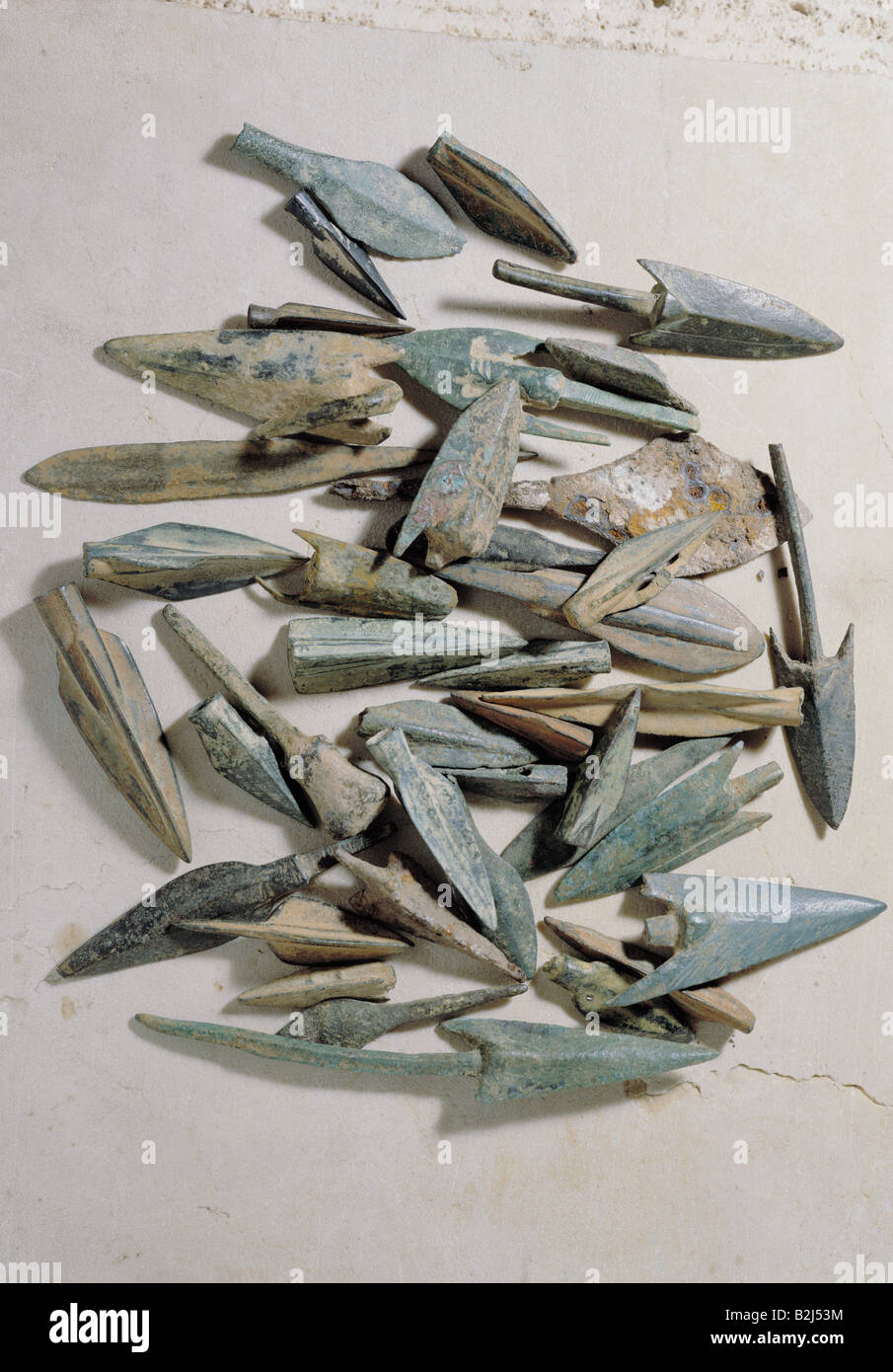 World arrow hi-res stock photography and images - Alamy