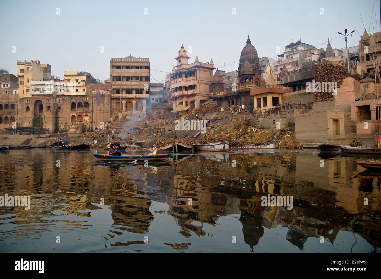 The ancient city of Varanasi on the banks of the River Ganges Stock ...
