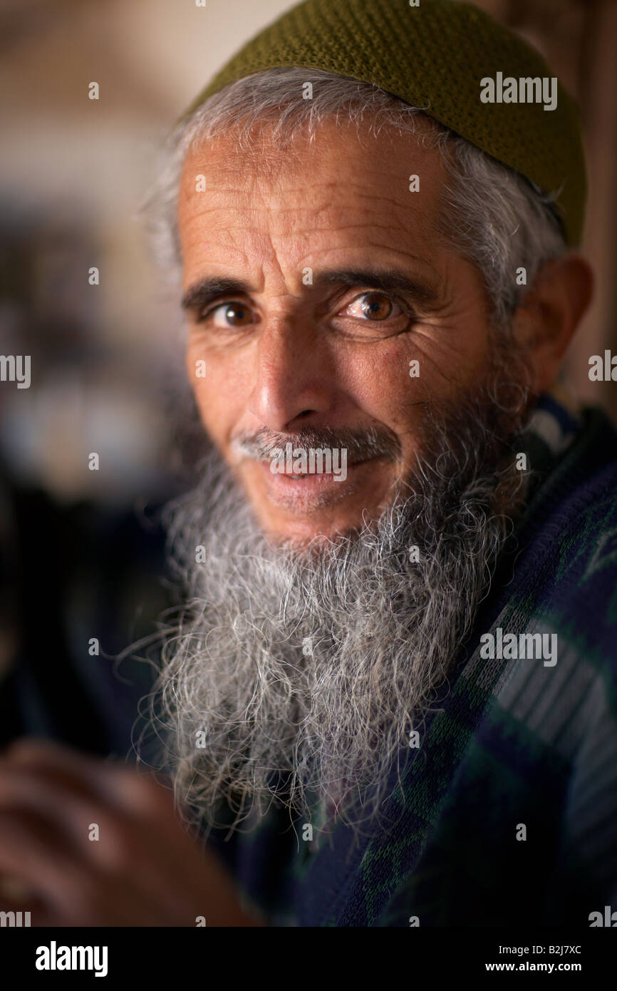 Arabic man beard portrait hi-res stock photography and images - Alamy