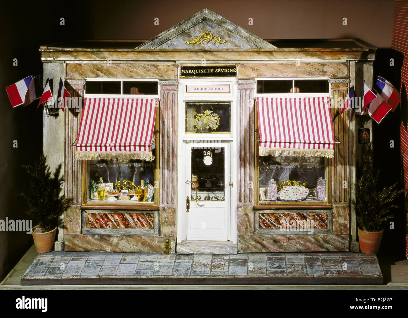 1950s toys shop hi-res stock photography and images - Alamy