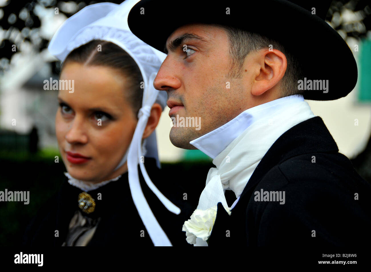 french couple dressed in traditional breton costume during the Cornwall ...