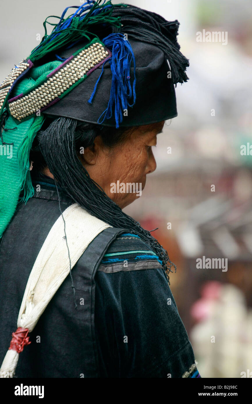 Tribe china hani hi-res stock photography and images - Alamy