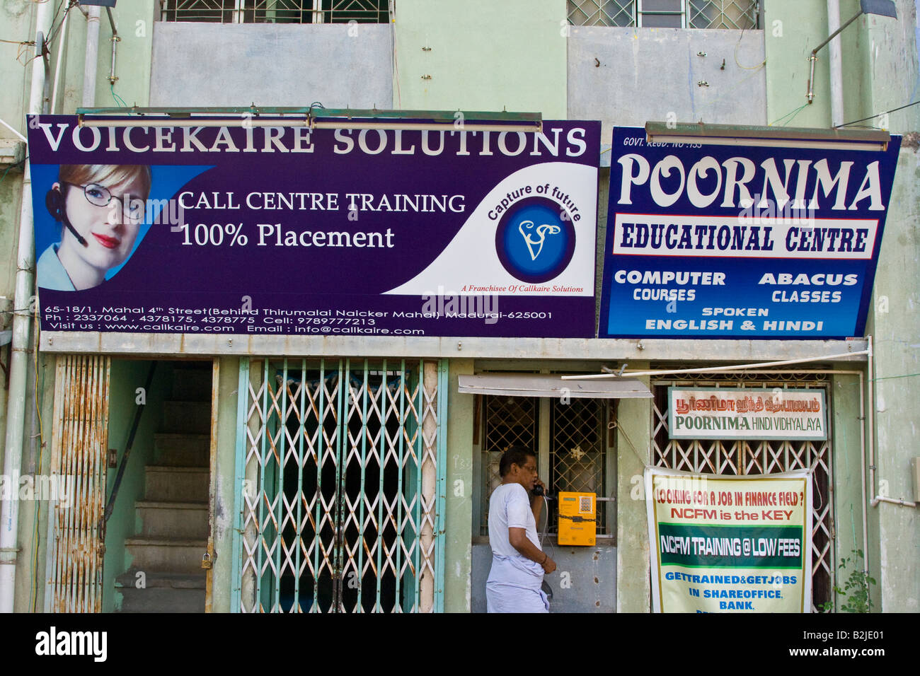 Callcenter india hi-res stock photography and images - Alamy
