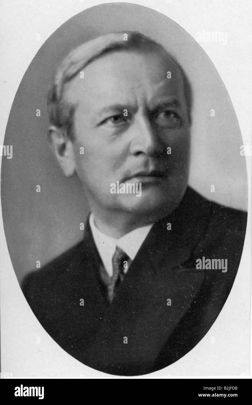 German bacteriologist hi-res stock photography and images - Alamy