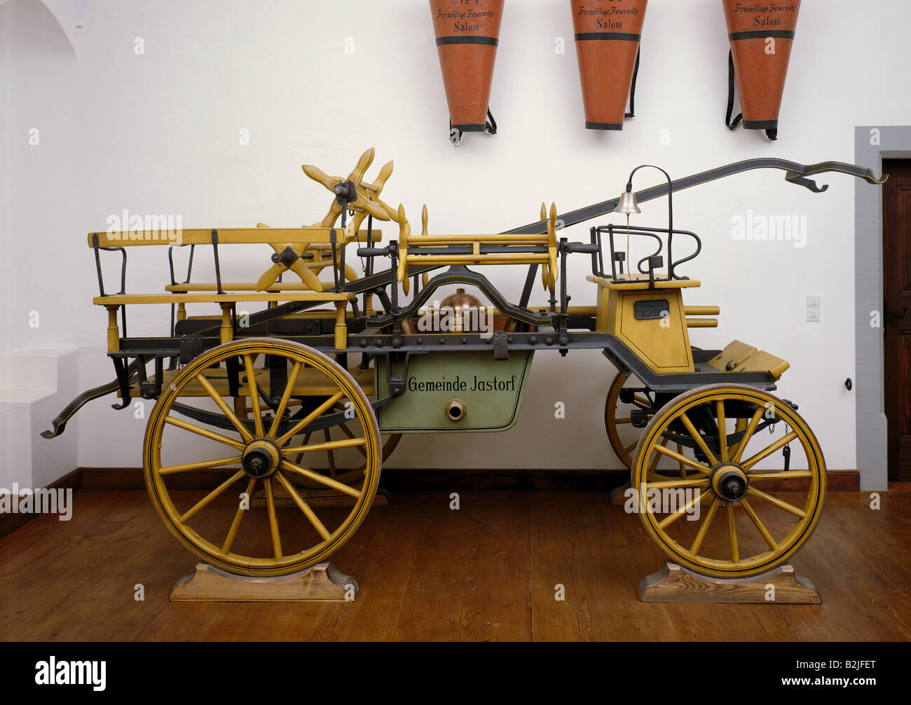 Horse Drawn Fire Engine Stock Photos & Horse Drawn Fire Engine Stock ...