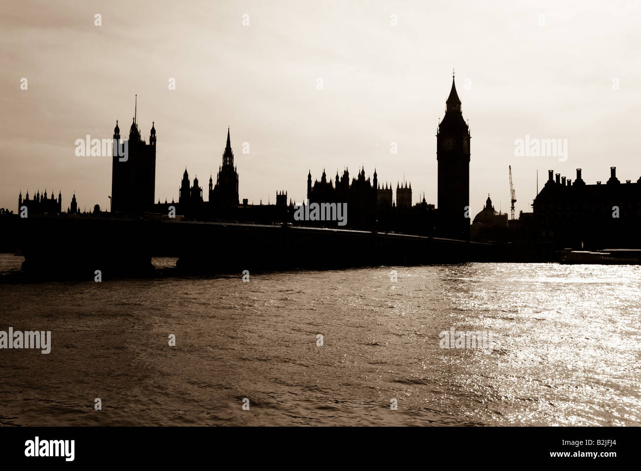 Silhouette De Big Ben Free Moonlit Romantic Silhouette Image