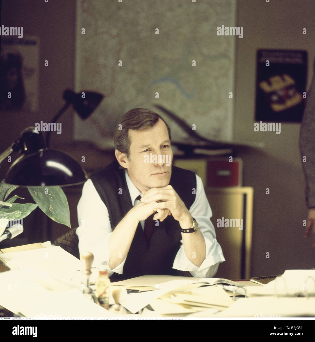 Hansjorg felmy as commissar haferkamp hi-res stock photography and ...