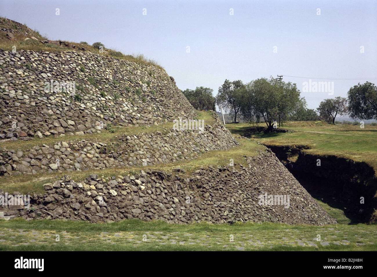Cuicuilco pyramid High Resolution Stock Photography and Images - Alamy