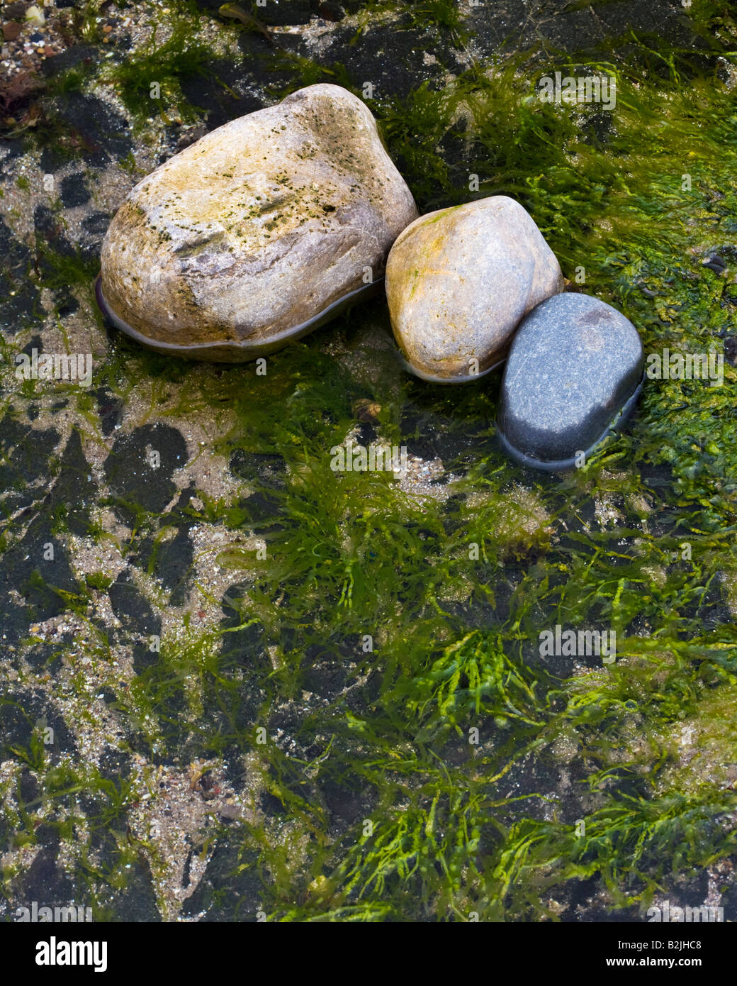 Three rocks hi-res stock photography and images - Alamy