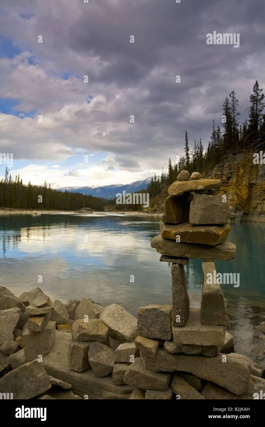 Inuit stone man inukshuk stone hi-res stock photography and images - Alamy
