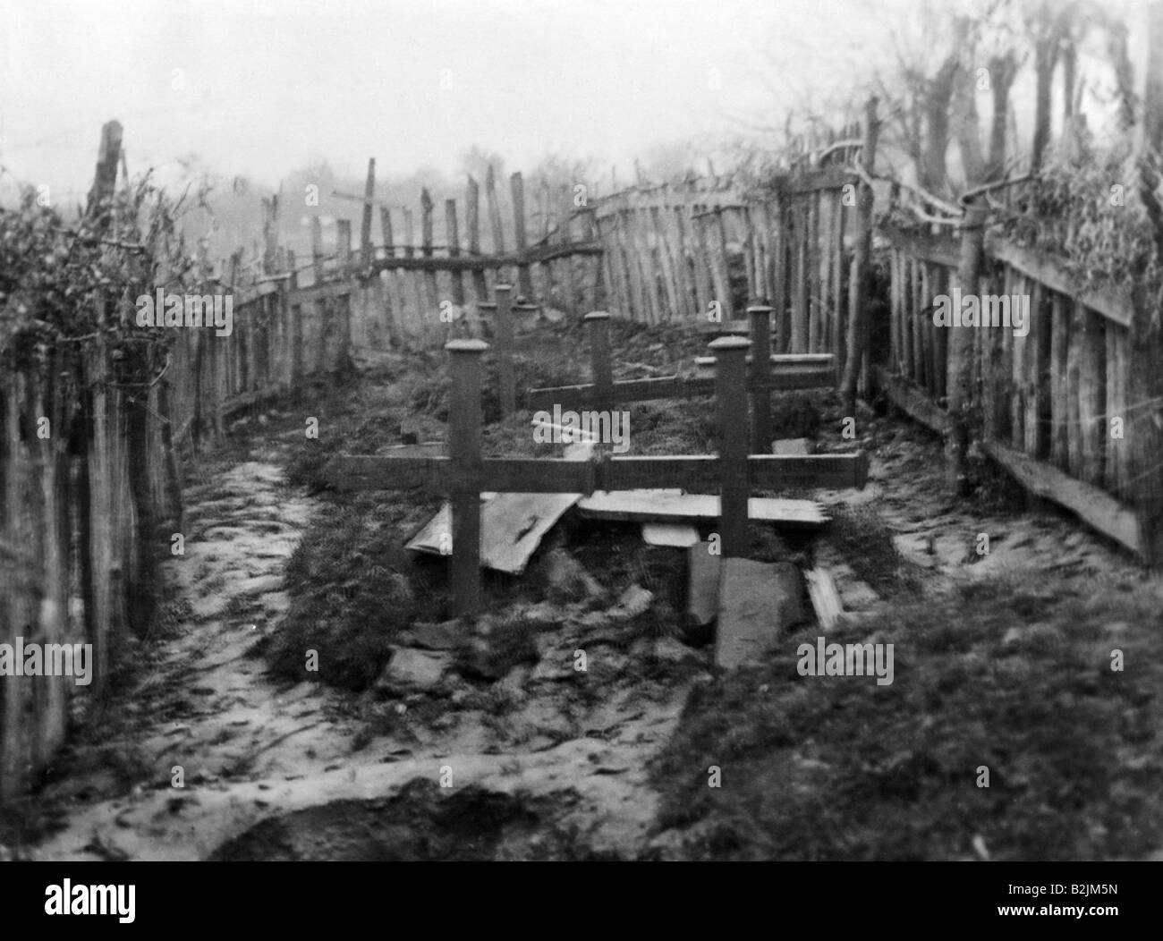 Wwi war cemetery Black and White Stock Photos & Images - Alamy