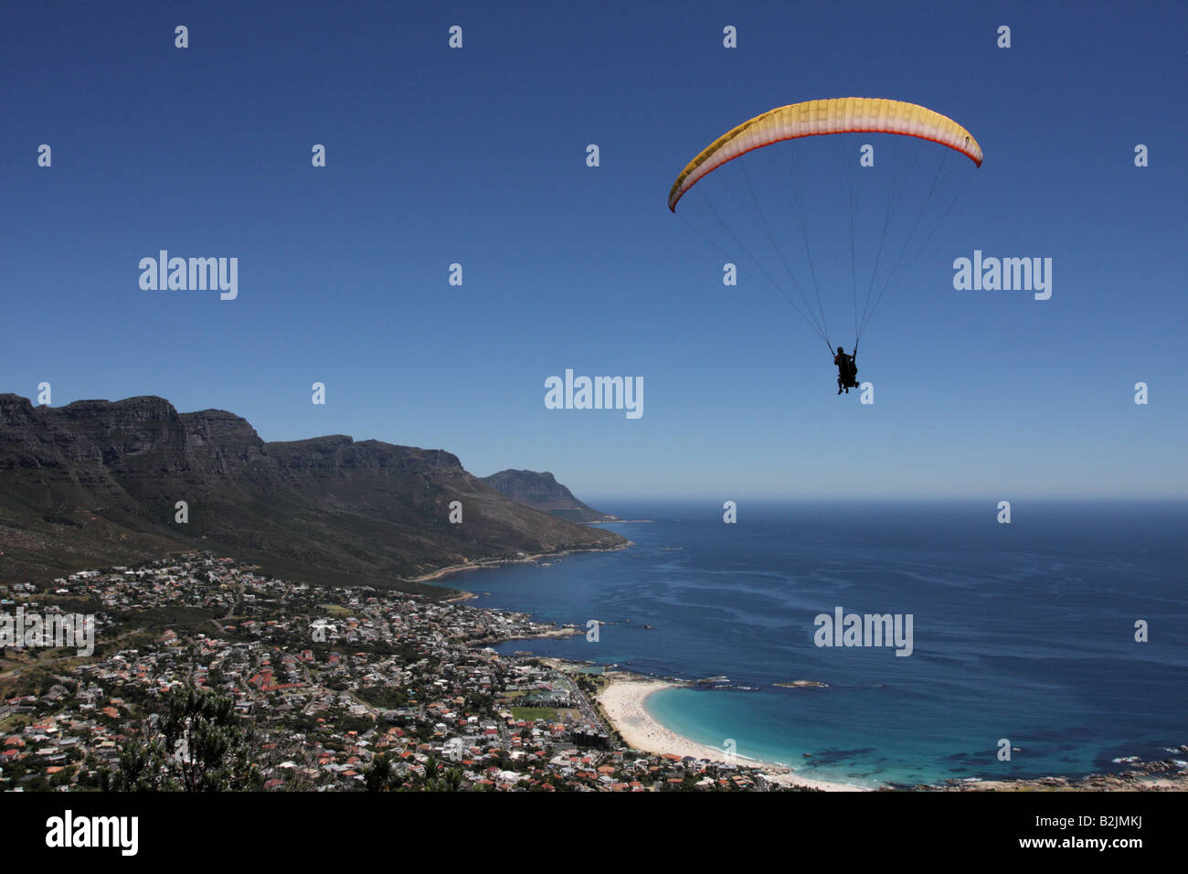 Tandem paragliding cape town hi-res stock photography and images - Alamy