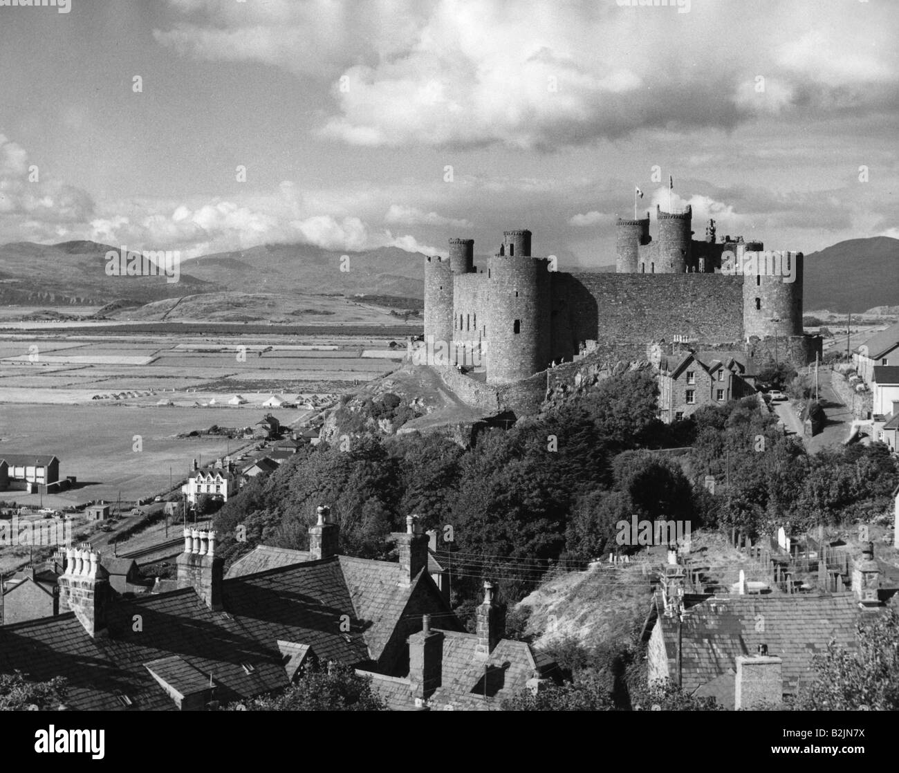 geography / travel, Great Britain, Wales, cities, Harlech, castles ...