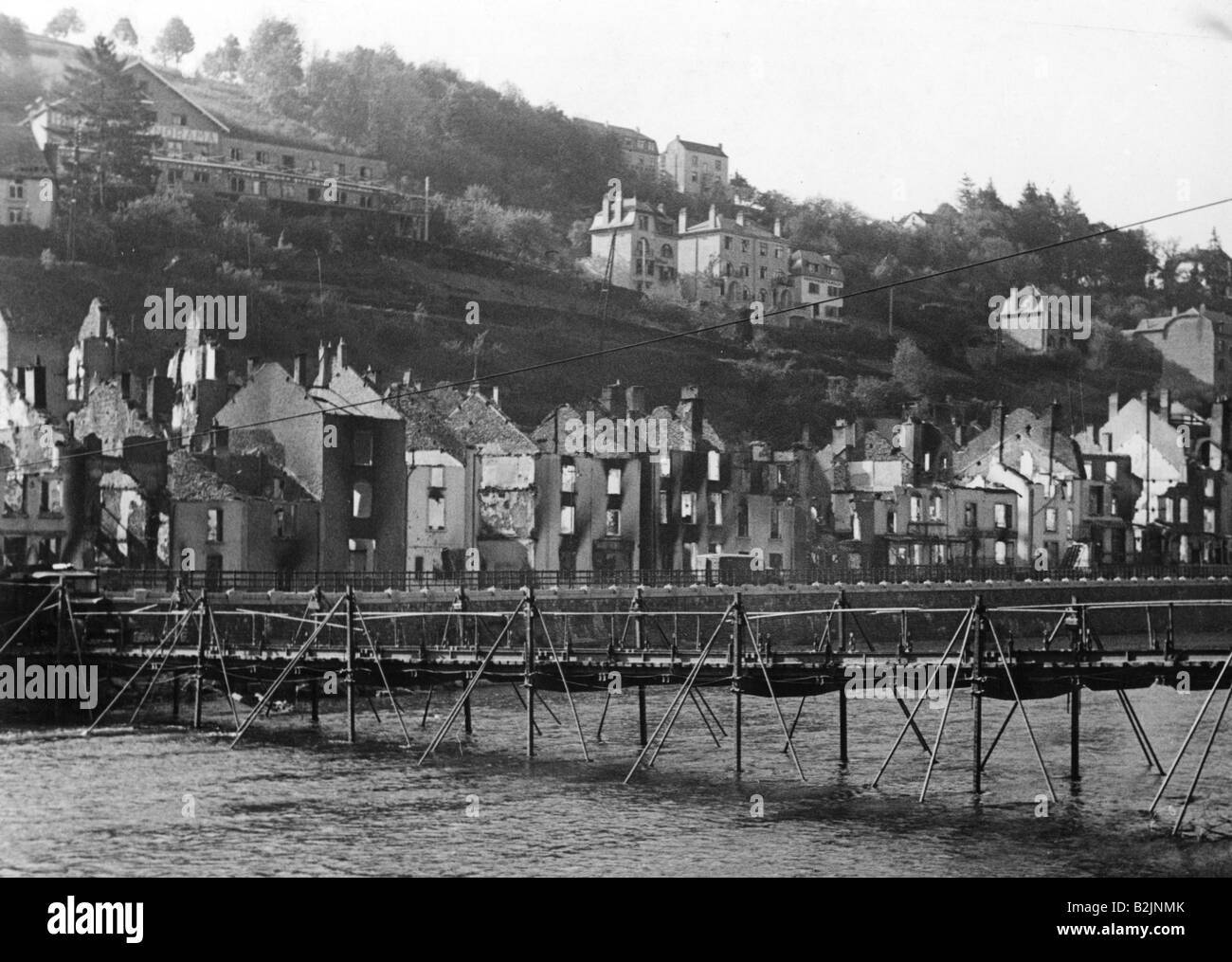 events, Second World War / WWII, France, German makeshift bridge over ...