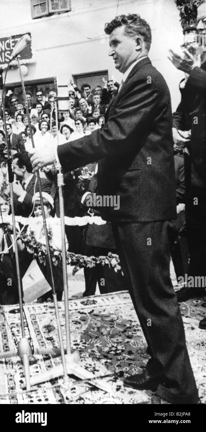 Ceausescu, Nicolae, 26.1.1918 - 25.12.1989, Romanian politician (PCR ...