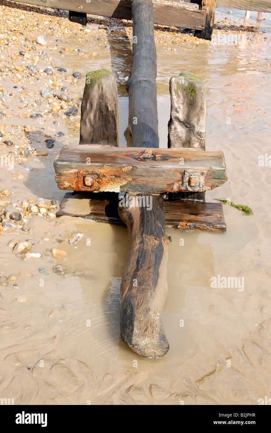 Wooden beach defence groyne hi-res stock photography and images - Alamy