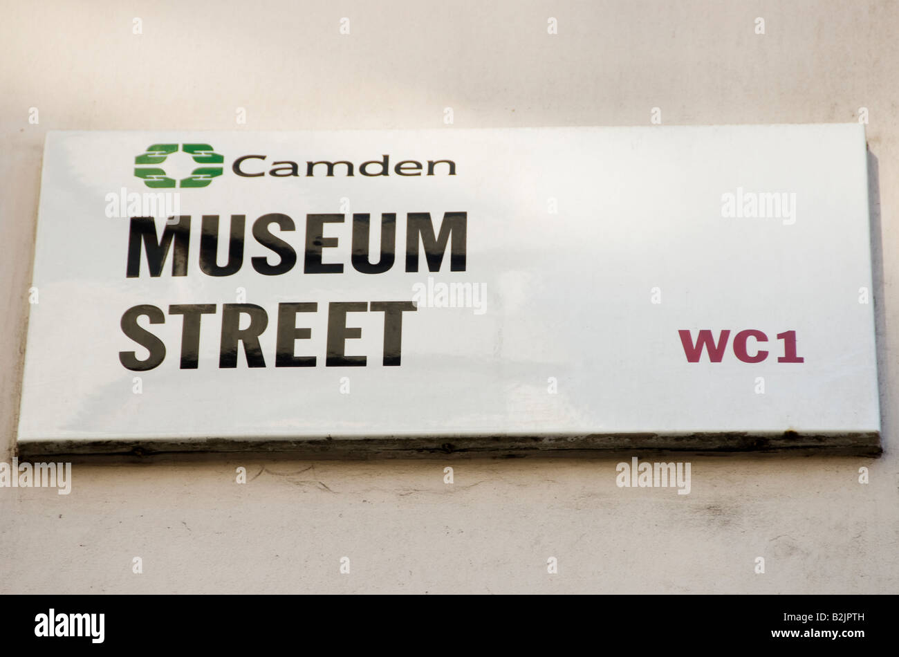 Museum Street sign in London Stock Photo - Alamy