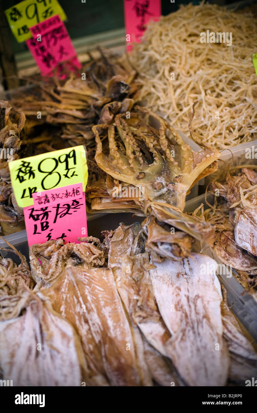 Chinese fish store hi-res stock photography and images - Alamy