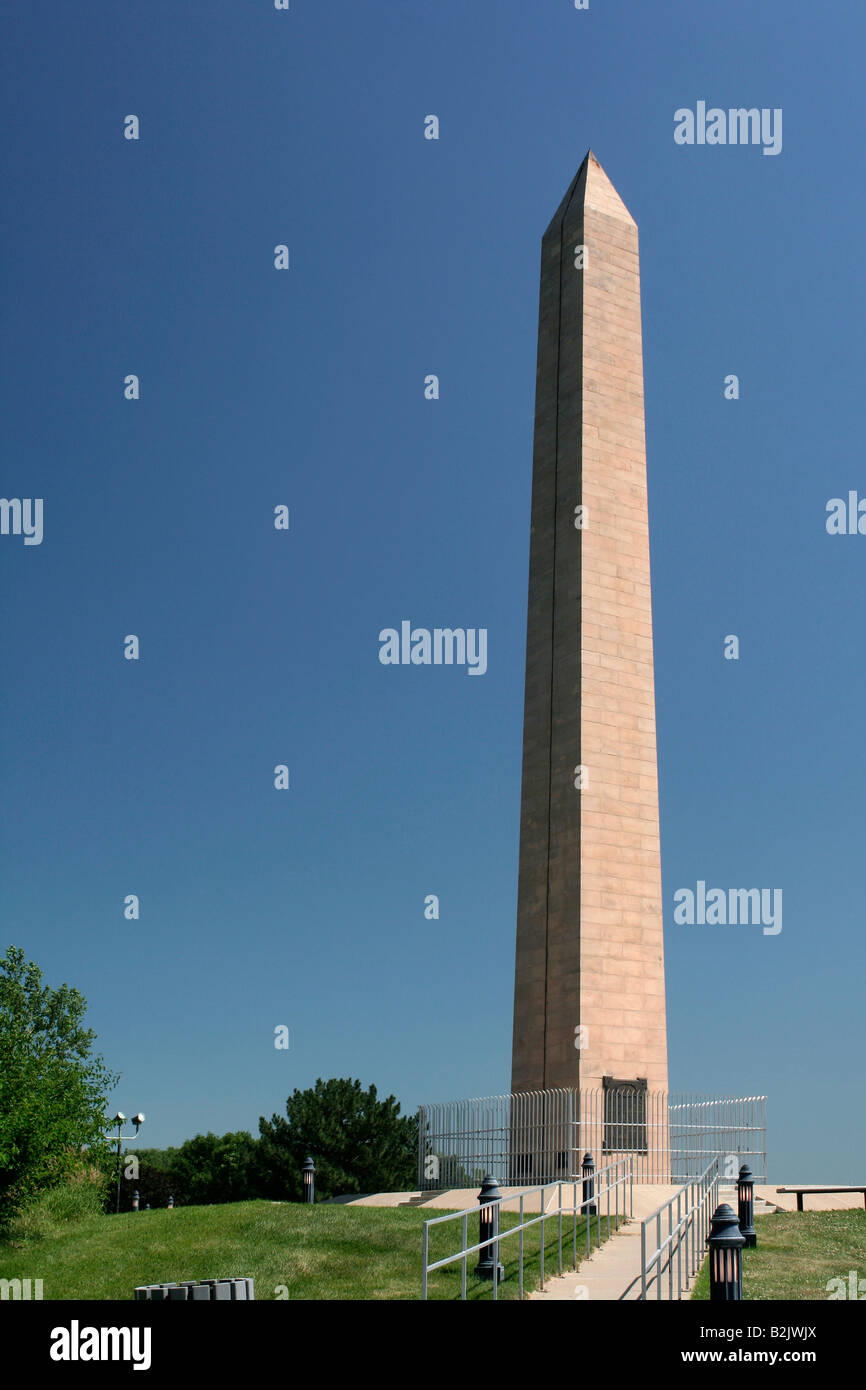 Sergeant Floyd Monument Sioux City Iowa Stock Photo - Alamy
