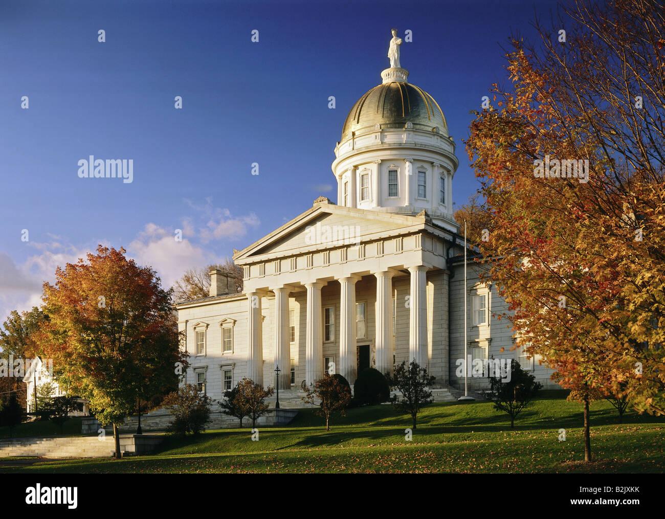 Vermont state capital building hi-res stock photography and images - Alamy