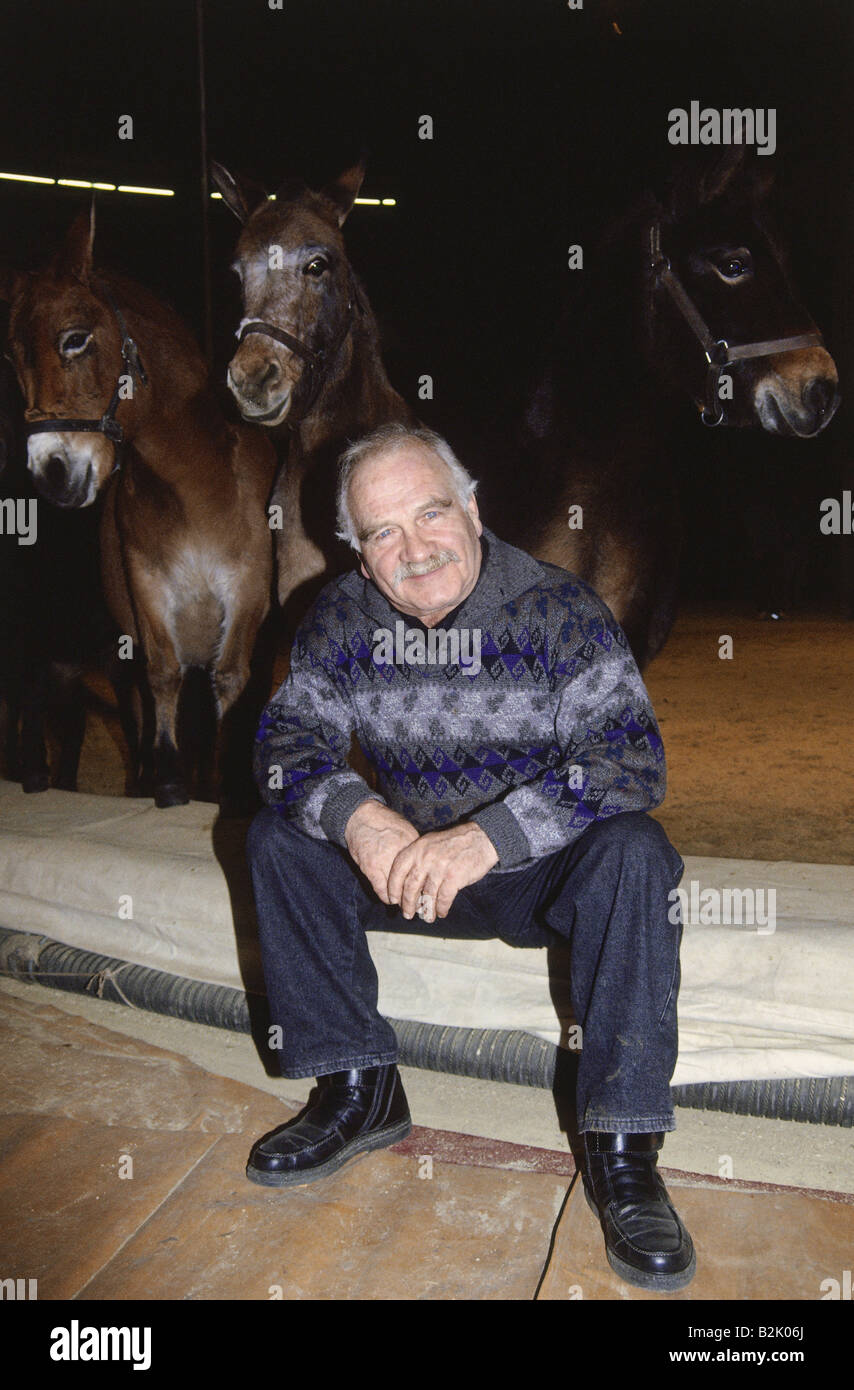Practice manege hi-res stock photography and images - Alamy
