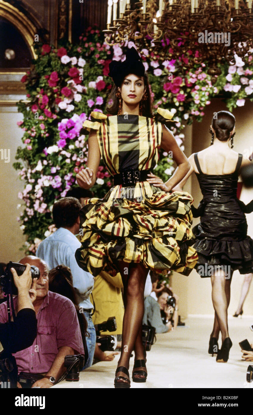 fashion, fashion show, Haute Couture, Paris, Yves Saint Laurent, winter collection 1991 / 1992 ...