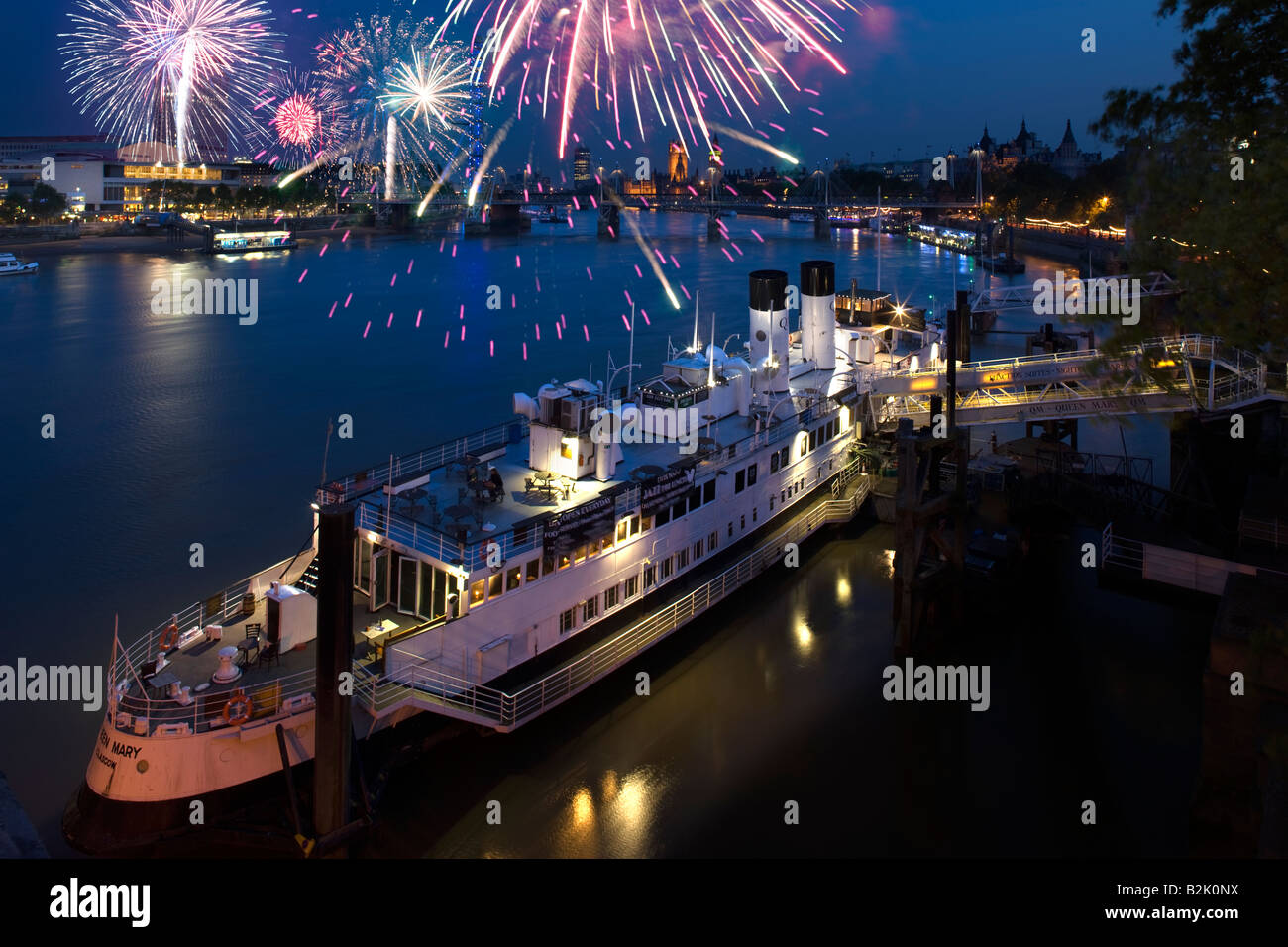 TATTERSHALL CASTLE PUB RIVER THAMES EMBANKMENT LONDON ENGLAND UK Stock ...