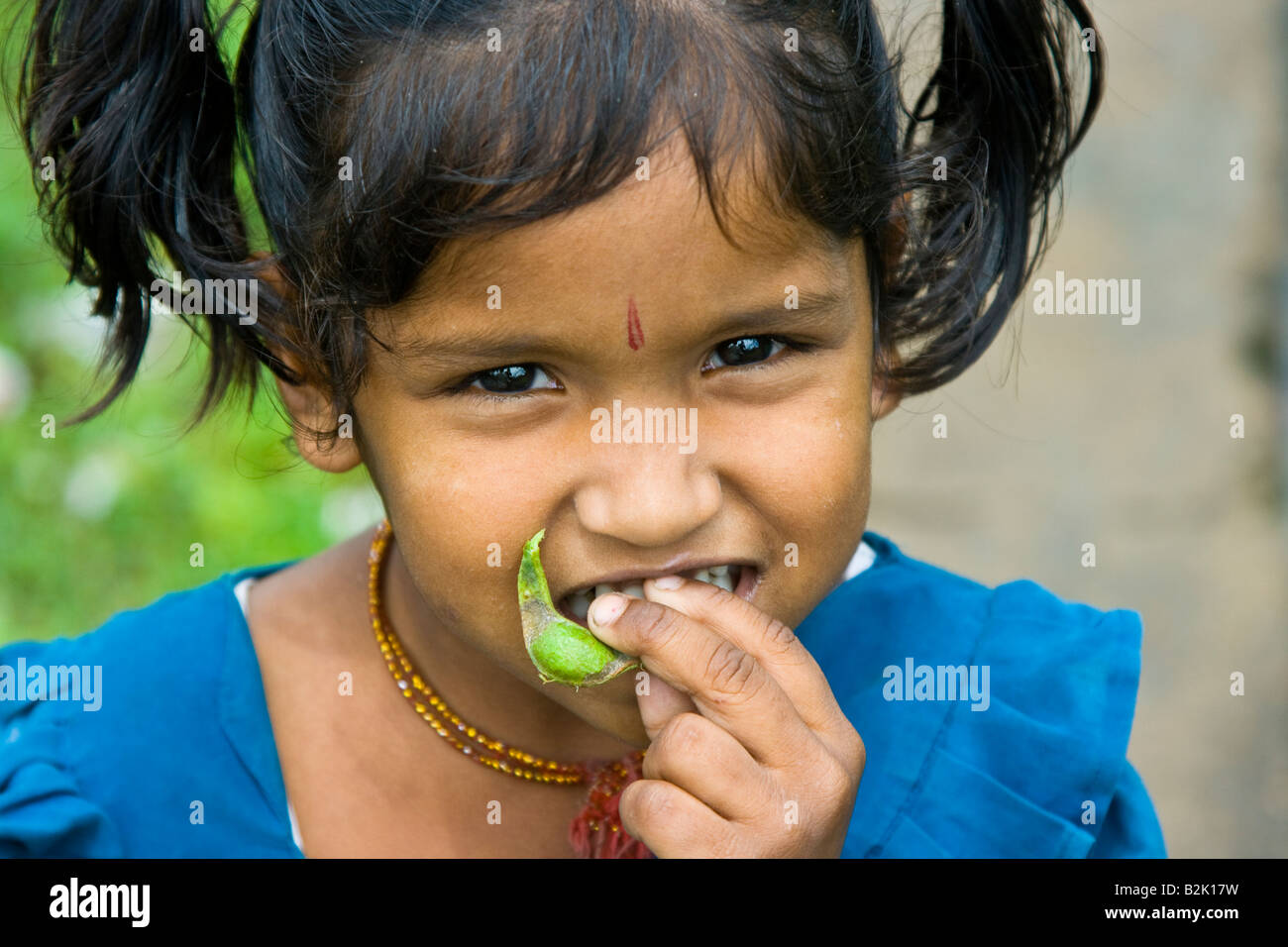Young Hindu Girl in Darasuram South India Stock Photo - Alamy