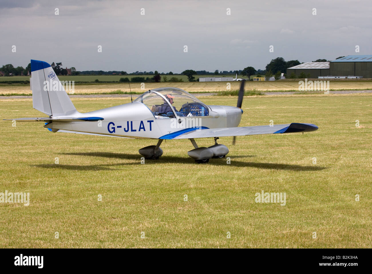 Aerotechnik EV-97 Eurostar G-JLAT microlight aircraft taxiing at ...