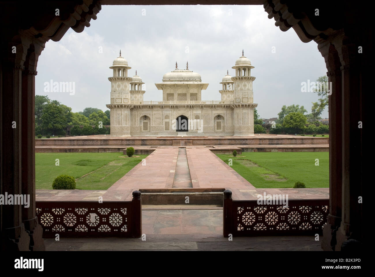 Tomb Of Nur Jahan Lahore The Tomb Of Mughal Emperor Jahangir