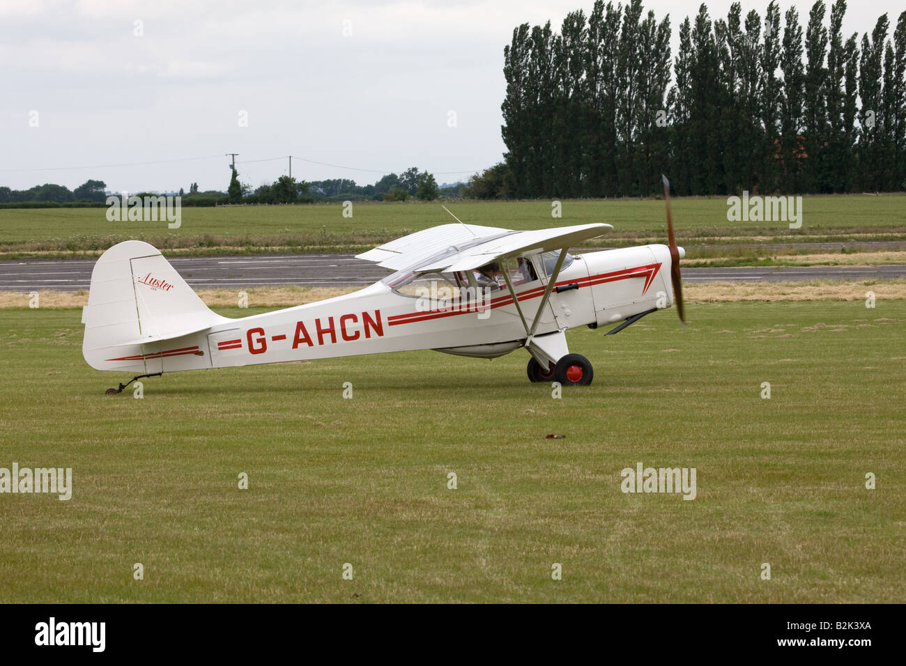 Auster j1n alpha hi-res stock photography and images - Alamy