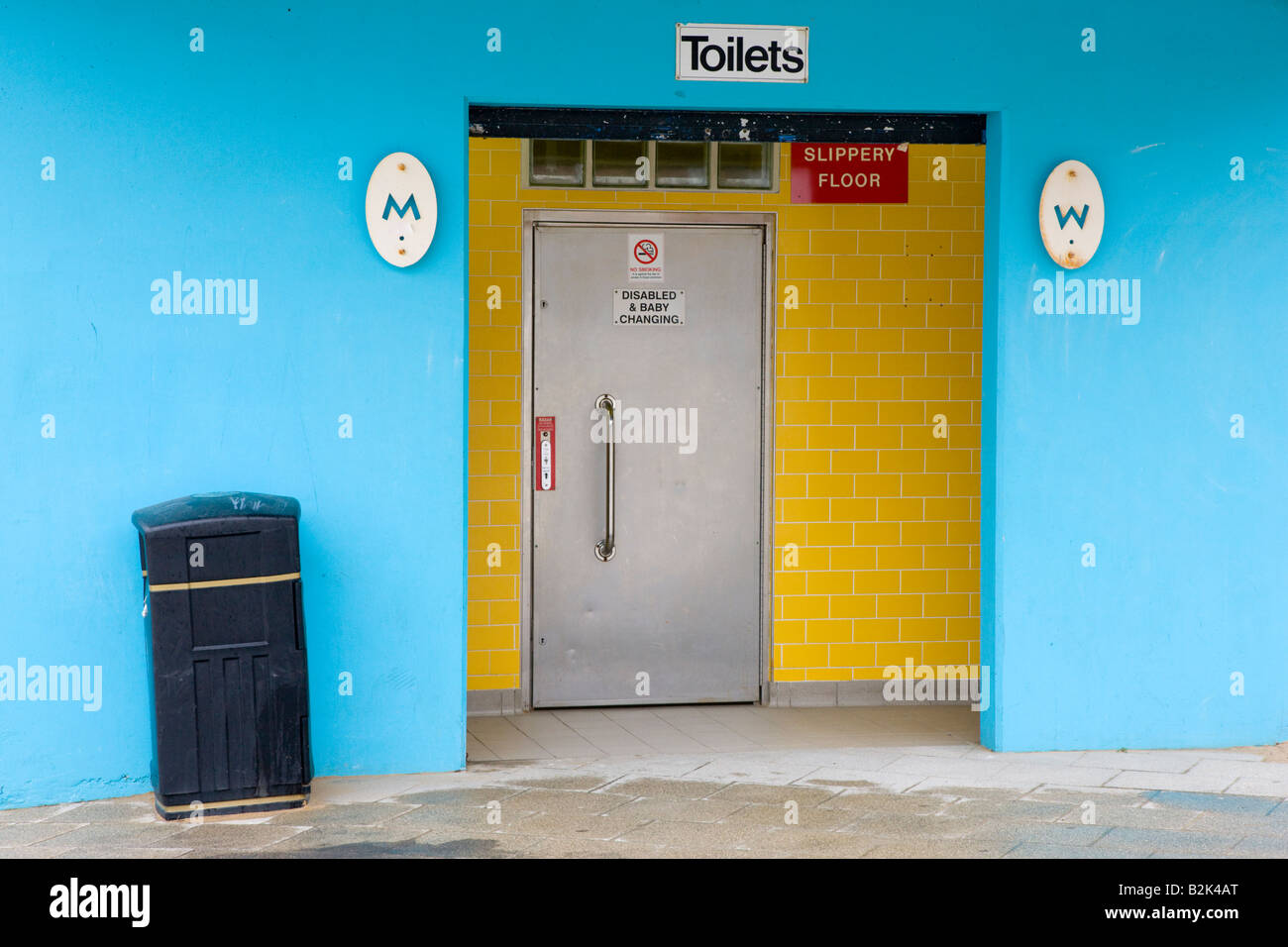 British public toilets hi-res stock photography and images - Alamy