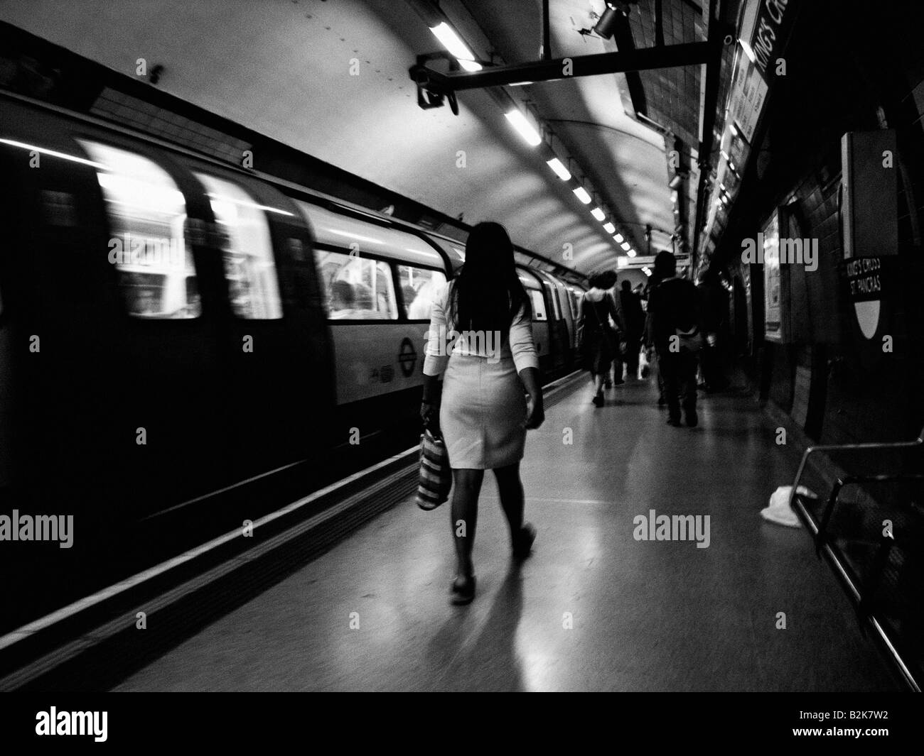 Kings cross underground station hi-res stock photography and images - Alamy