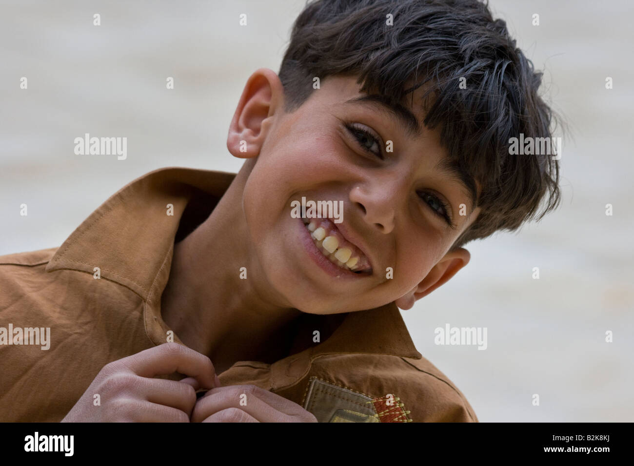Arab boy smiling hi-res stock photography and images - Alamy